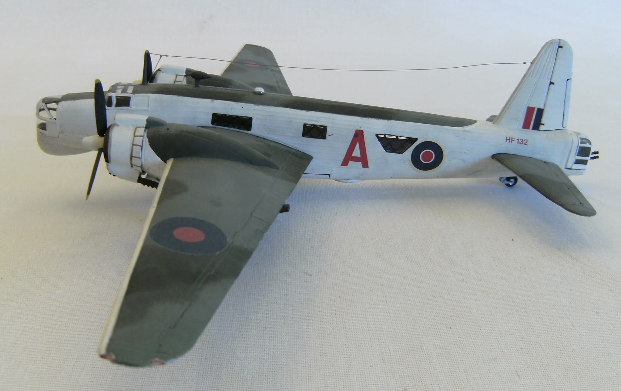 Happyscale-Modellbau: Vickers Wellington Mk.XIV - Matchbox 1/72