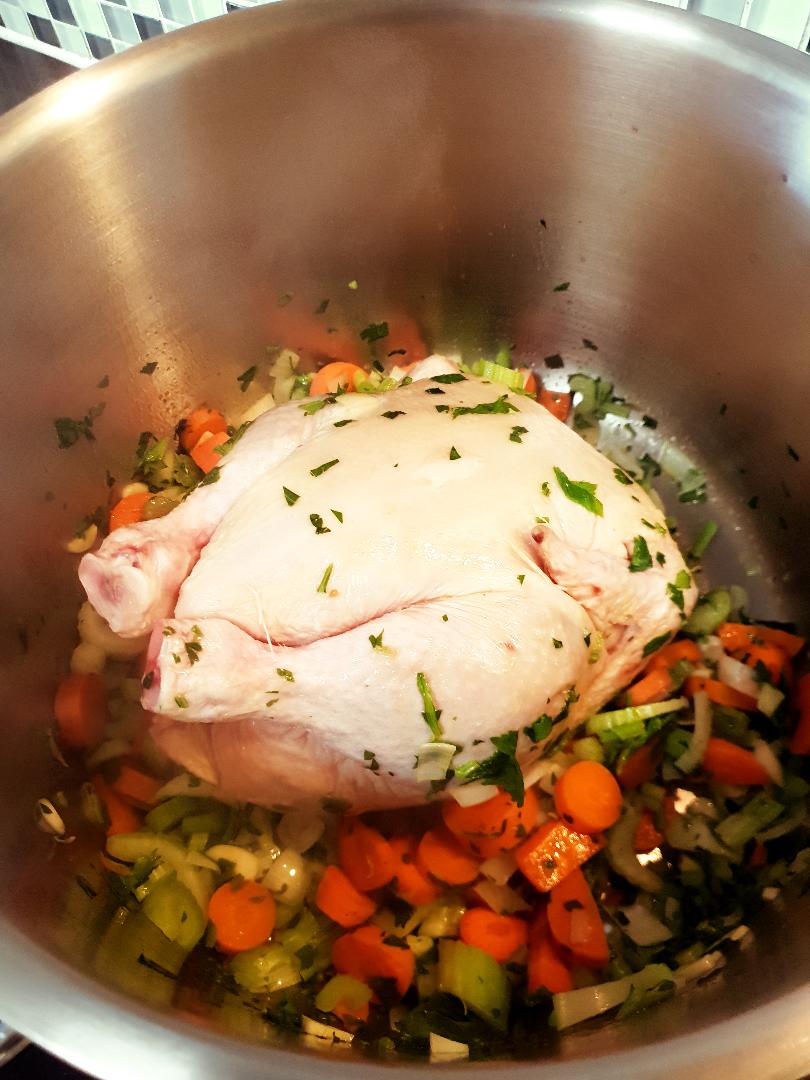 The Simplest and Best Chicken Broth