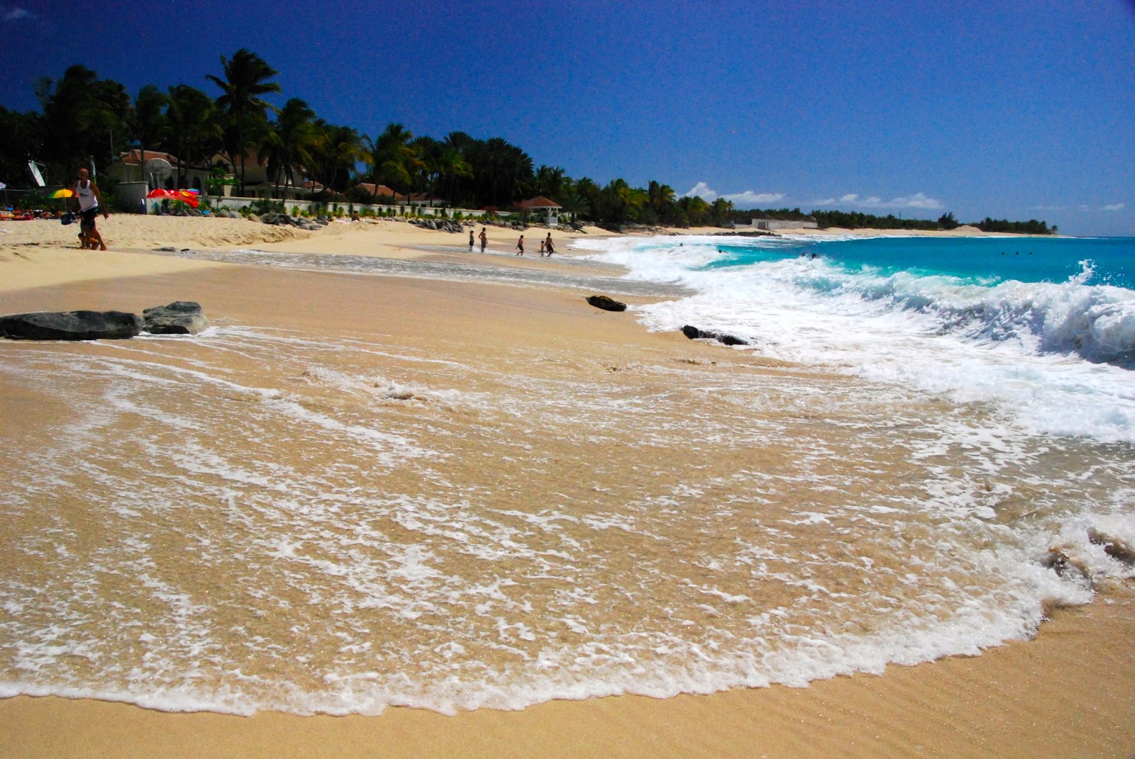 Wanderlust Traveler: St. Maarten/St. Martin (Beaches)