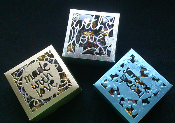 Doda's Creative Wanderings: Free Square Gift Box Template