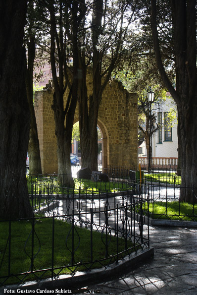 Mito Urbano - Periodismo Cultural: El Montículo