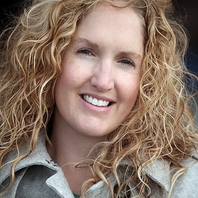 Soñando en alto.: Bibliografía Becca Fitzpatrick.