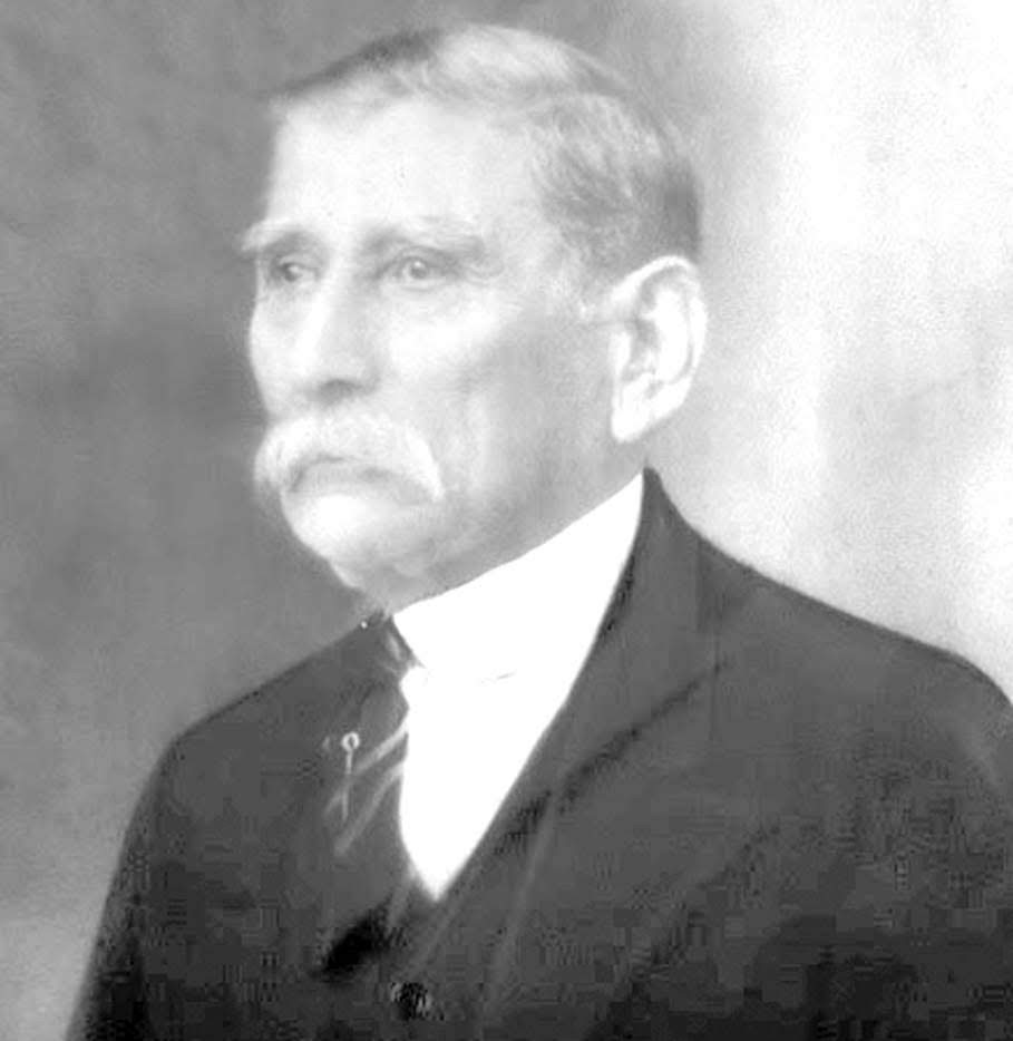 Historias y Personajes del Azul: Julián Andrade por el Azul