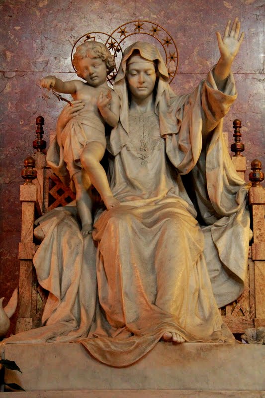 Ladainha Lauretana - Ladainha de Nossa Senhora Comentada: Rainha da Paz