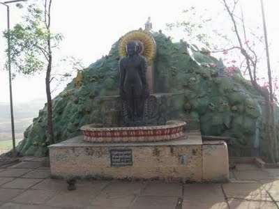 Exotic Destinations: Kumbhoj Bahubali, Jain Shwetambar Temple, Jahaj ...