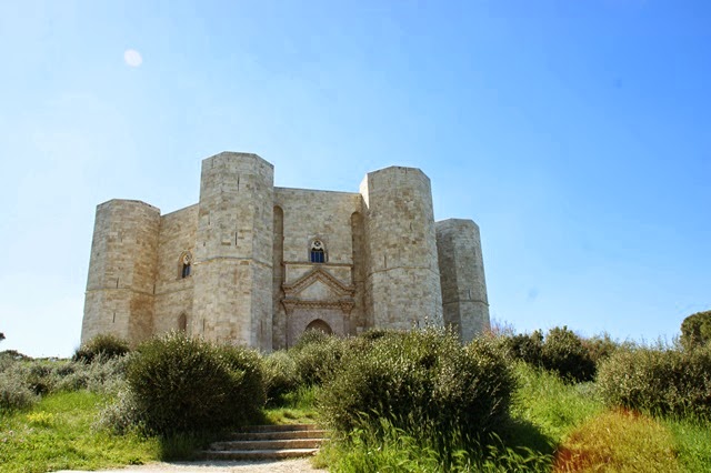 Castel del Monte - Turisti A Ogni Costo