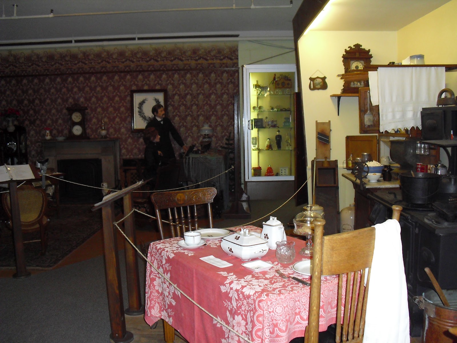 Stay on Route 6: Maytag and Train Sets: Newton, IA to Colfax, IA on ...