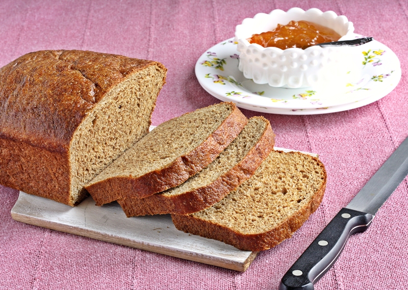 Versatile Vegetarian Kitchen: Whole Wheat Orange Bread (Vegan)