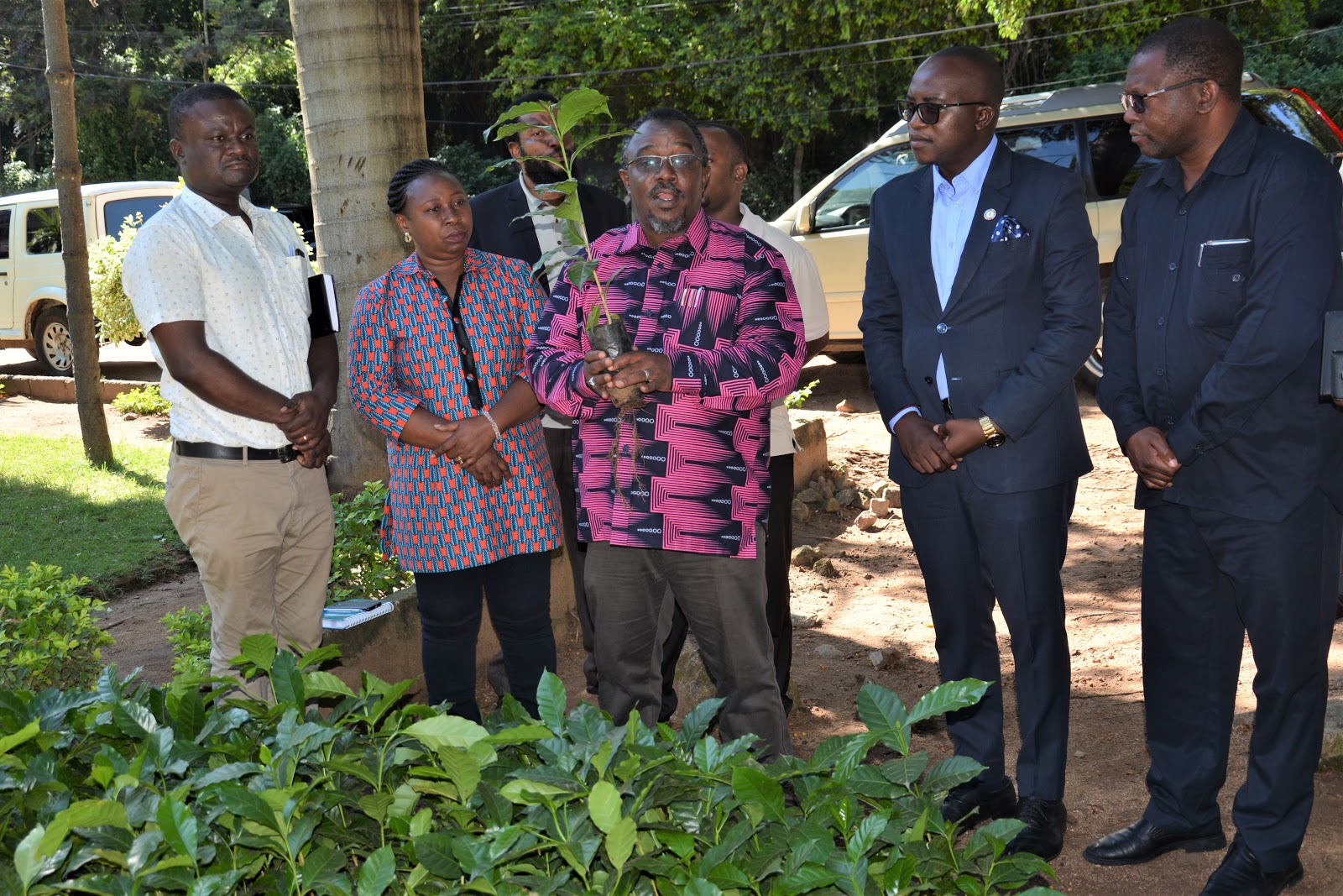 MKUU WA MKOA WA MARA ADAM MALIMA AIPONGEZA BODI YA KAHAWA KWA KUTOA ...