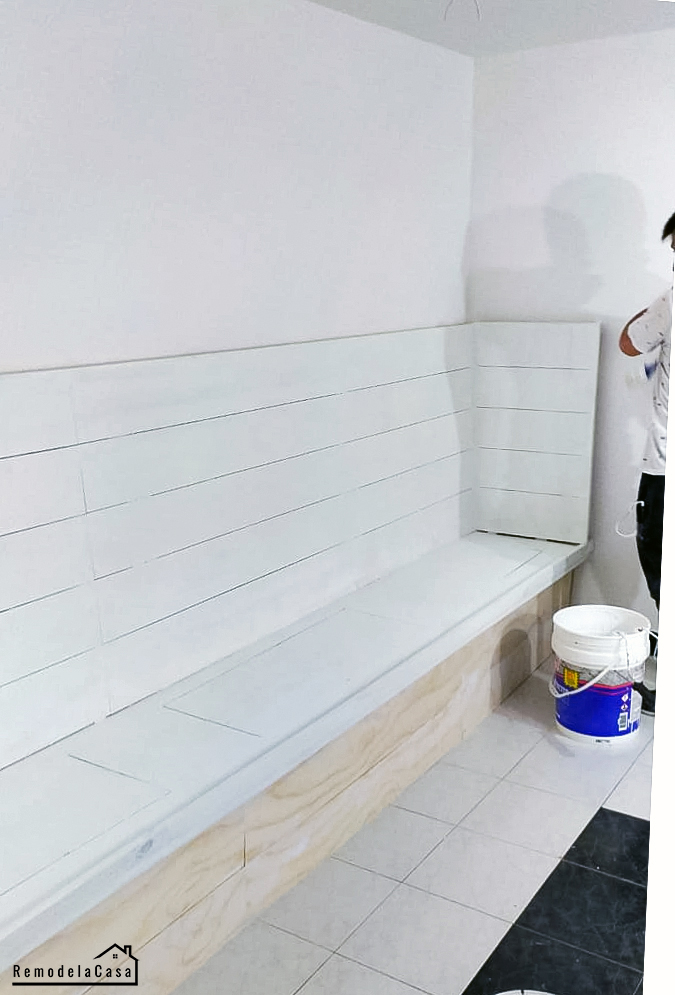DIY - Banquette - Bench with Storage - Remodelando la Casa