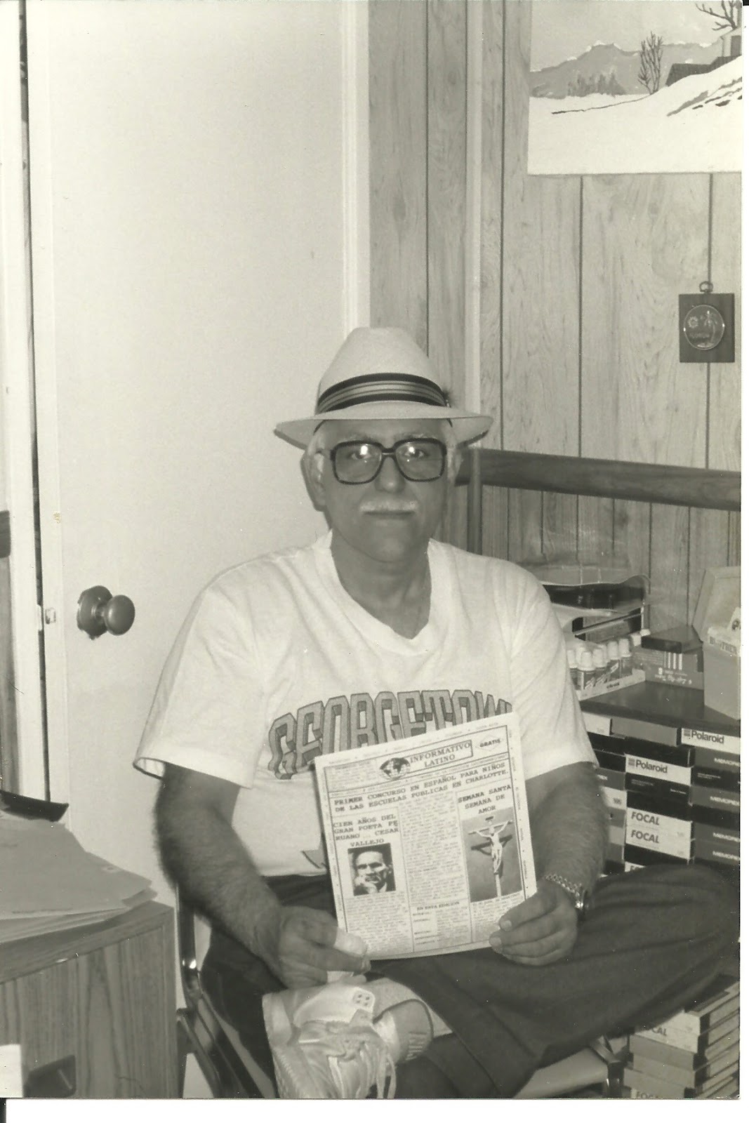 Pensamiento : Homenaje a René León(†)