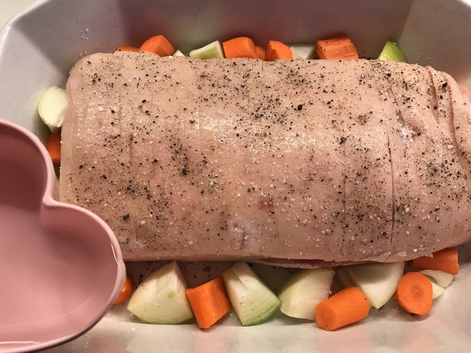 Family FECS: Flæskesteg - Danish Roasted Pork with Cracking