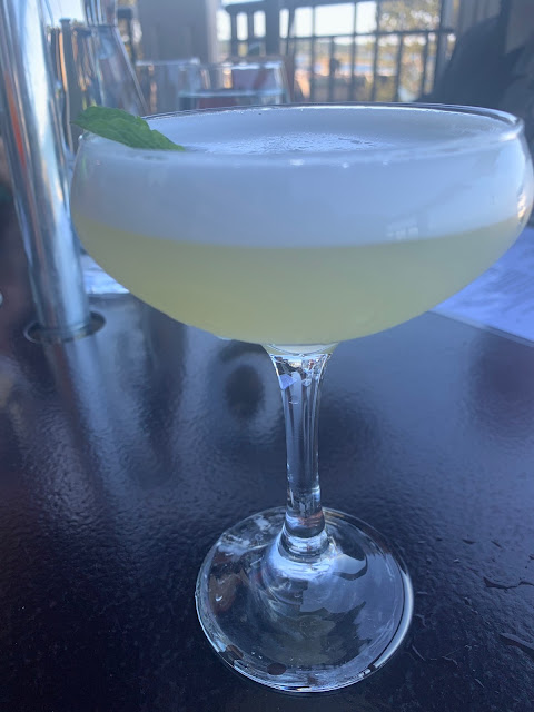 hostess of the humble bungalow: OOTD, cocktails and Beautiful Blooms...