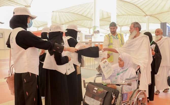 Saudi Arabia Is Offering 1 Million SIM Cards With Free Internet To Hajj saudi-arabia-is-offering-1-million-sim-cards-with-free-internet-to-hajj