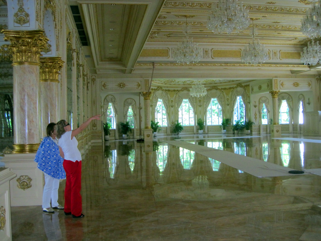 A Rolling Crone: Lunch at Mar-a-Lago with The Donald (Trump, Of Course)