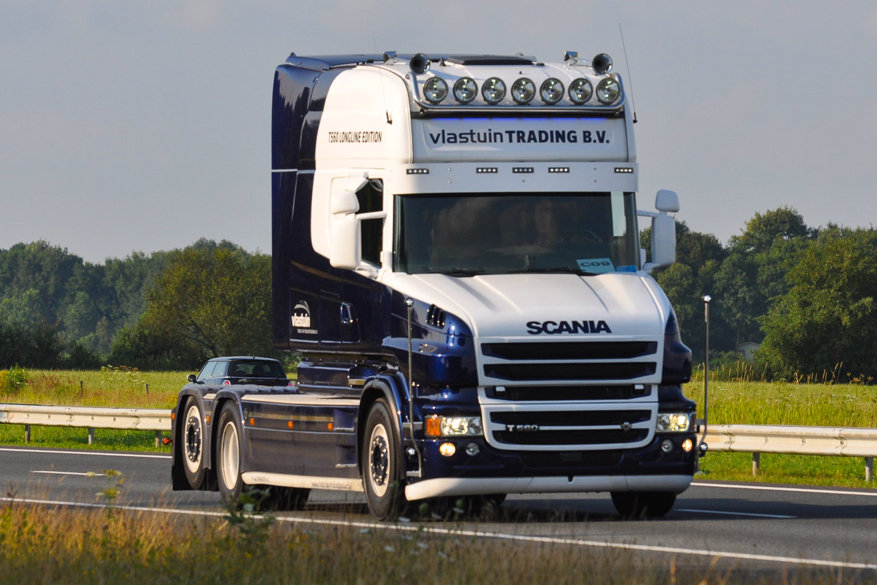 DIECIOCHO RUEDAS: VLASTUIN… PRESENTÓ LA NUEVA GENERACIÓN # T #... NEXT ...