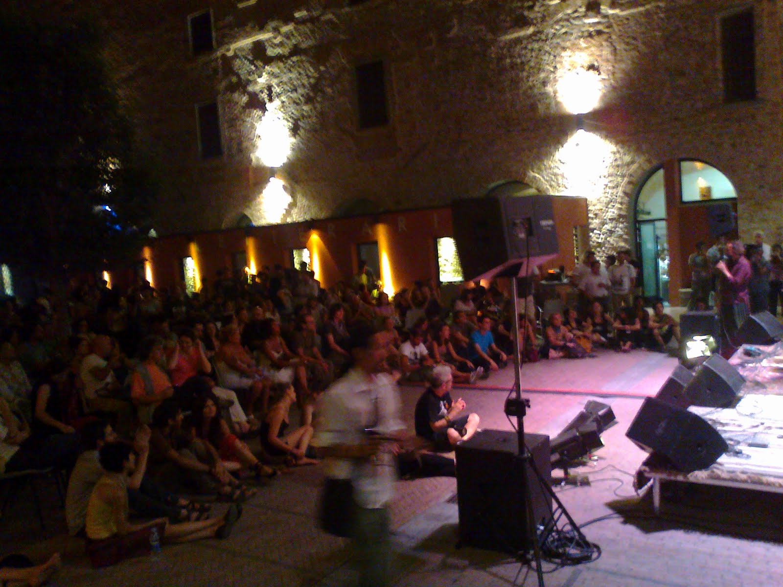 [GlobOblò]: :: "Le Murate | caffè letterario" (Firenze)