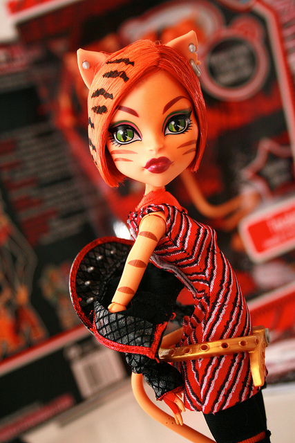 Toralei Stripe Cosplay: Toralei Stripe Doll - SDCC Preview/Early ...