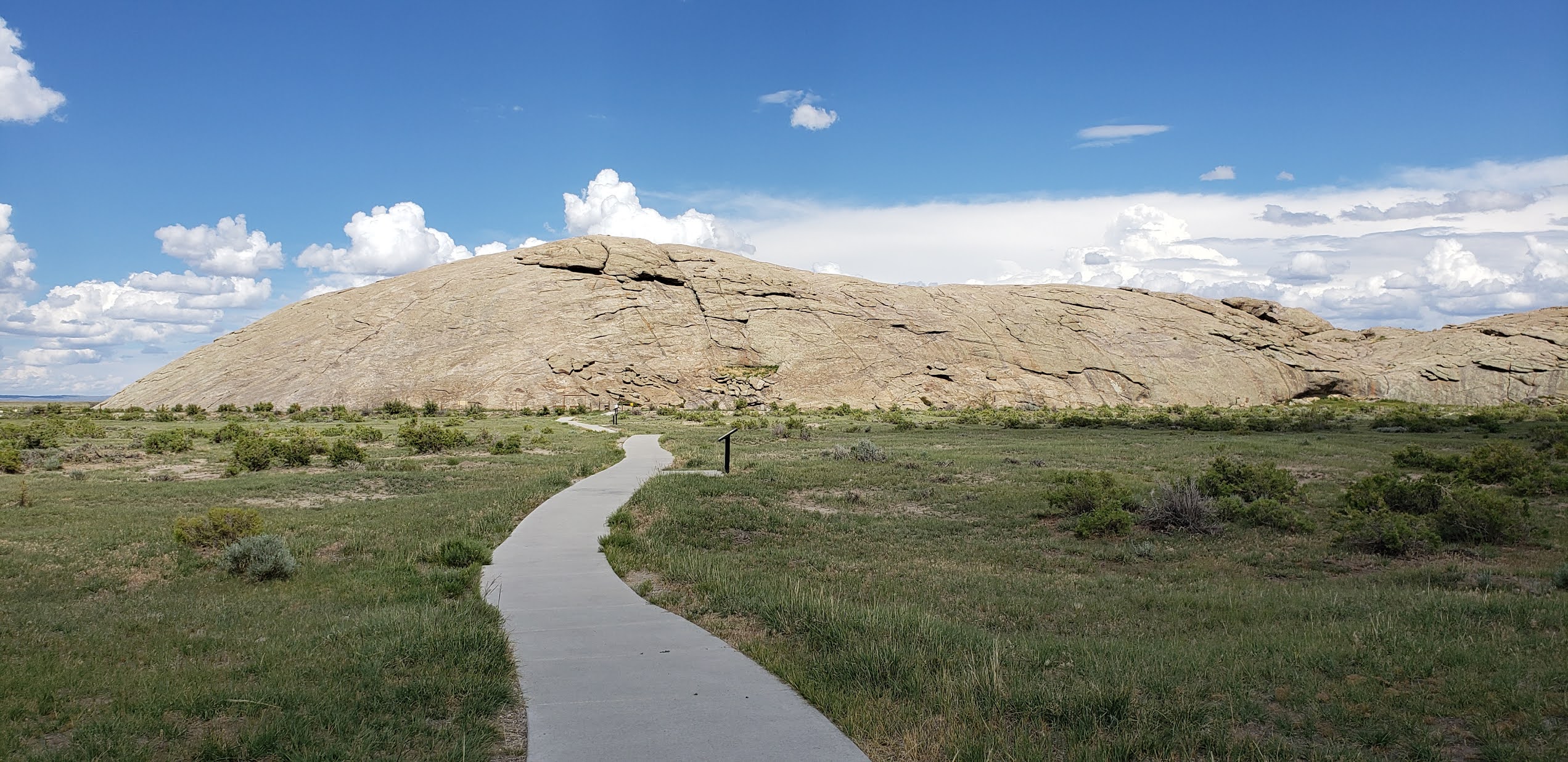 Eas-On Down The Road: Independence Rock