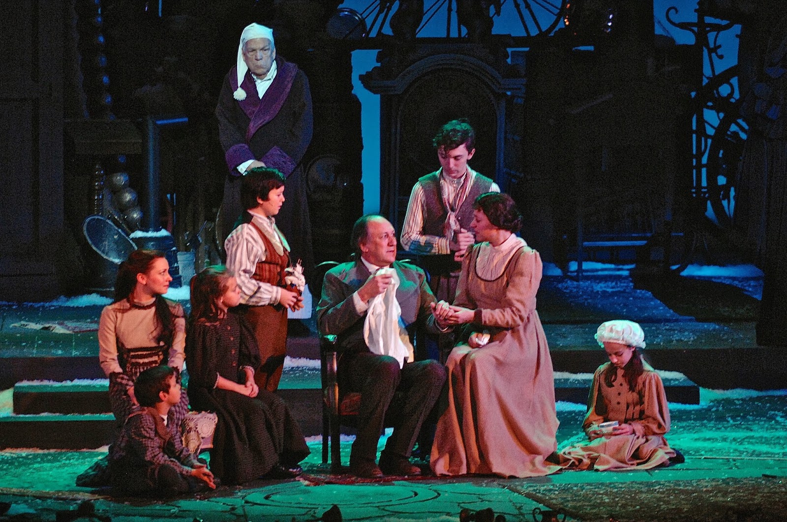 That Famous Polish Lighting Designer: "A Musical Christmas Carol" for ...
