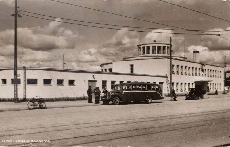 Vanhoja mainoksia: Linja-autoja