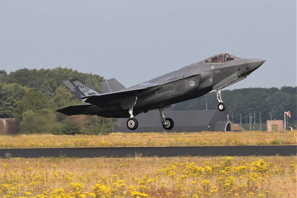Dutch F-35 back to U.S. - Blog Before Flight - Aerospace and Defense News