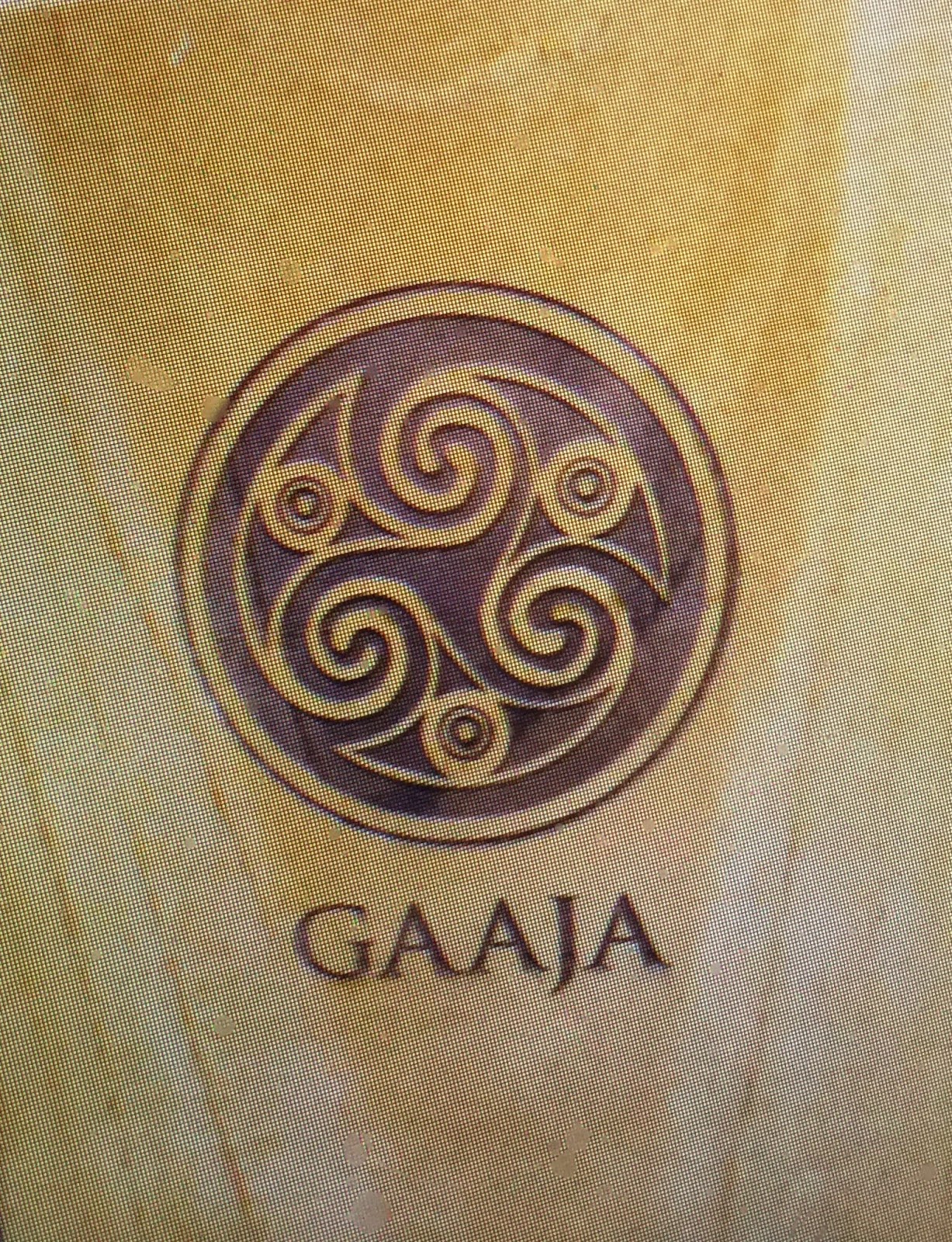 The Robusto Cigar Babe: Truly Entranced by Gaaja from Bombay Tobak