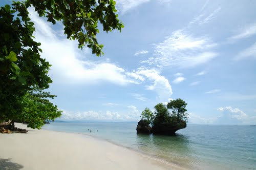 Tambunan Beach in Tabina Zamboanga Del Sur - Travelista