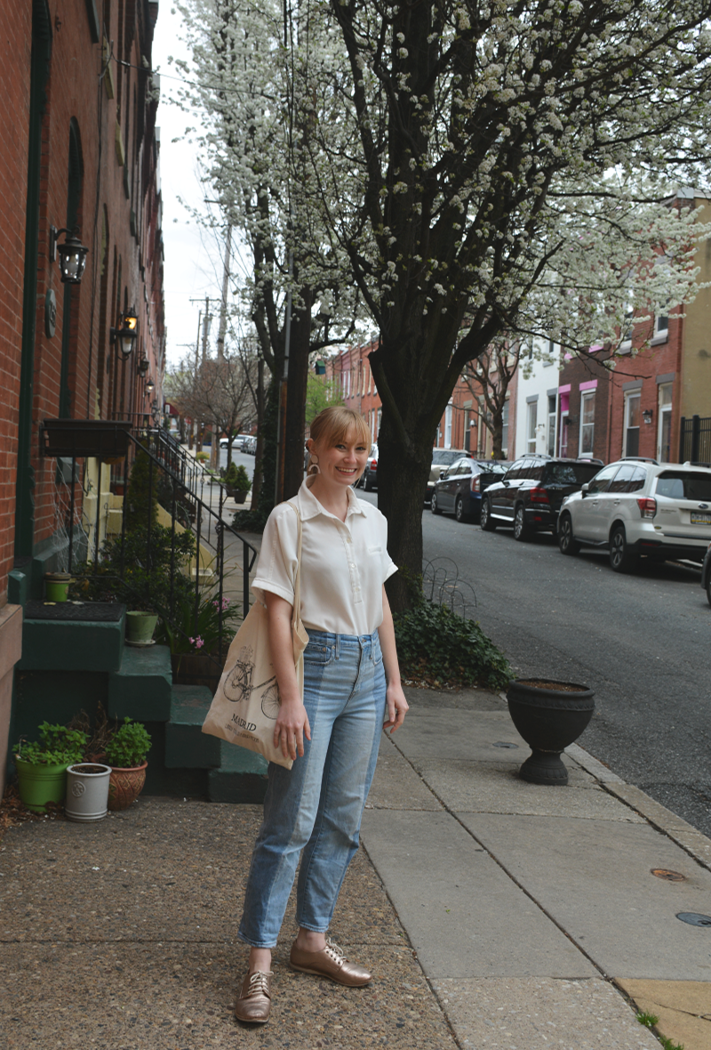 A Simple Spring Outfit - Organized Mess