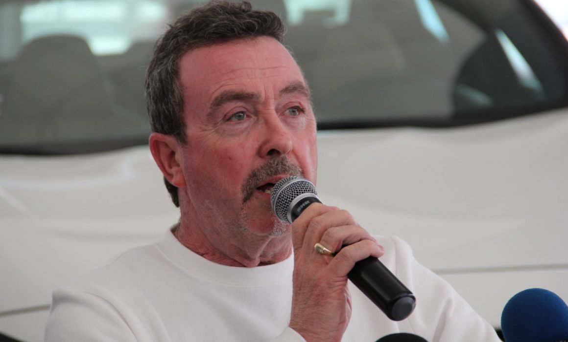 paraje tunero: Tony Lewis, de la banda ochentera inglesa The Outfield ...