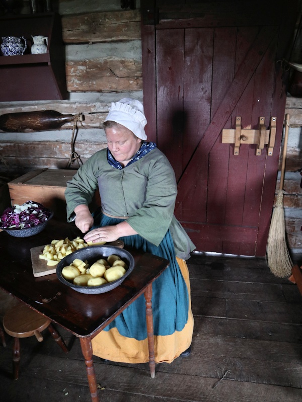 Passion for the Past: A Day In the Life: Spending Time in Autumn 1770