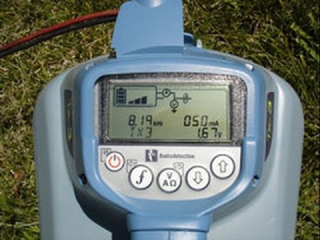 Aussie Bloger: Radiodetection Sonde: Locate Underground Conduits and ...