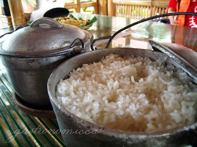 Isdaan, Laguna | A Family Love Affair | Gastronomicca