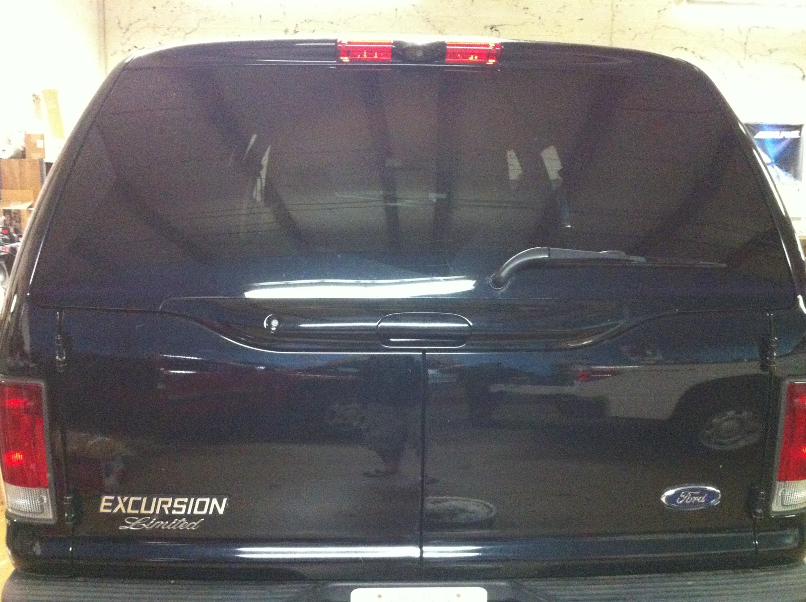 Hurleys Auto Audio: 2004 Ford Excursion For Full Entertainment System