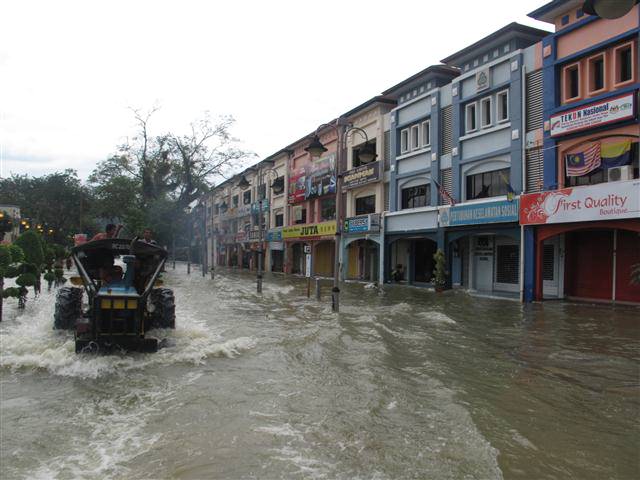 T10L08 Banjir besar di Perlis