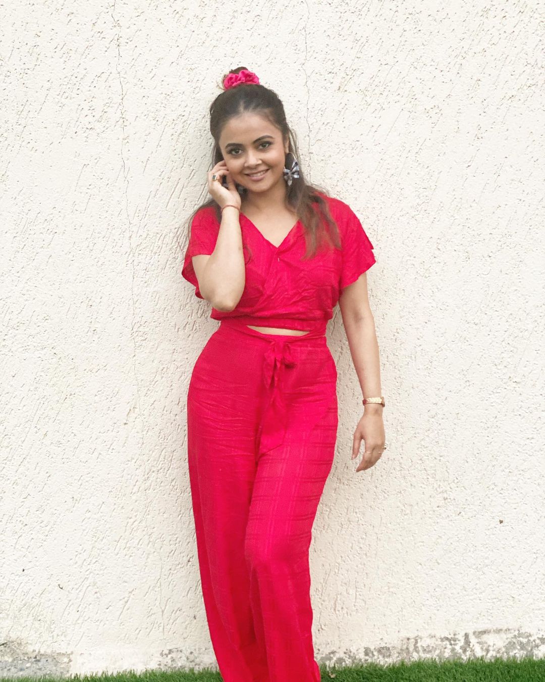 Maximum Newz- Latest Photos and Bios