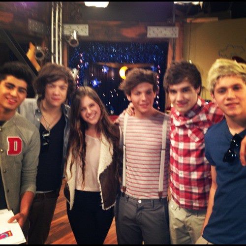 Jonas| Direction| News: One Direction en el Set iCarly (30/01/12)