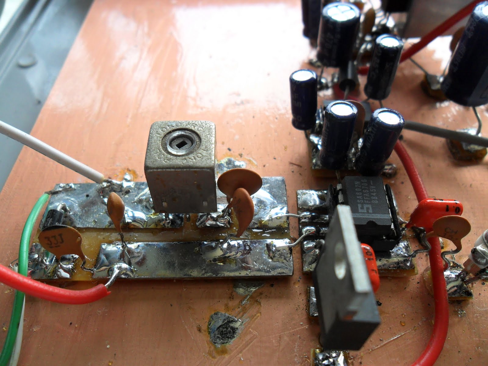 สร้างเครื่องรับวิทยุแบบ Direct Conversion: ตอนที่ 3 ภาครับ NE602