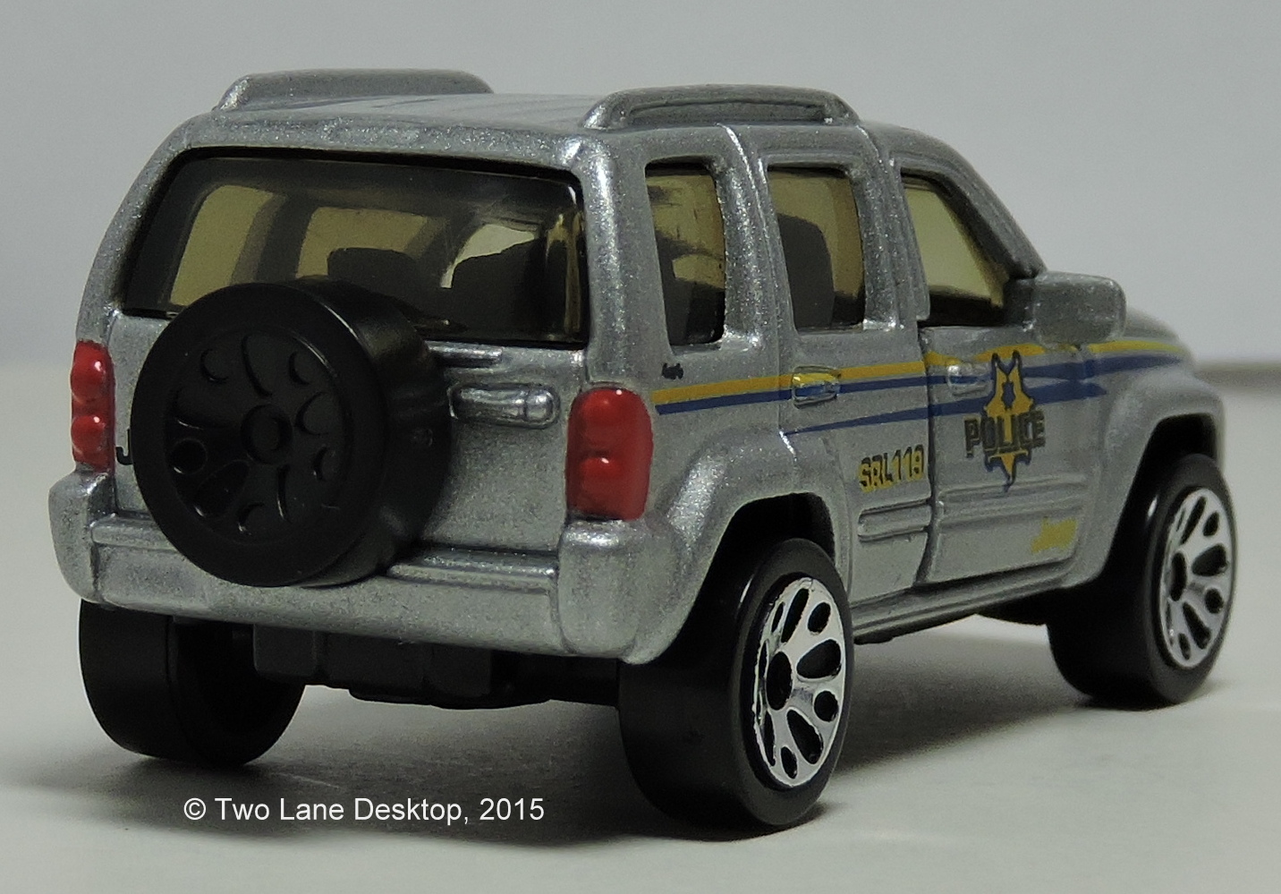 Matchbox 2014 Jeep Cherokee Traihawk, 1988 Jeep Cherokee, and 2002 Jeep ...
