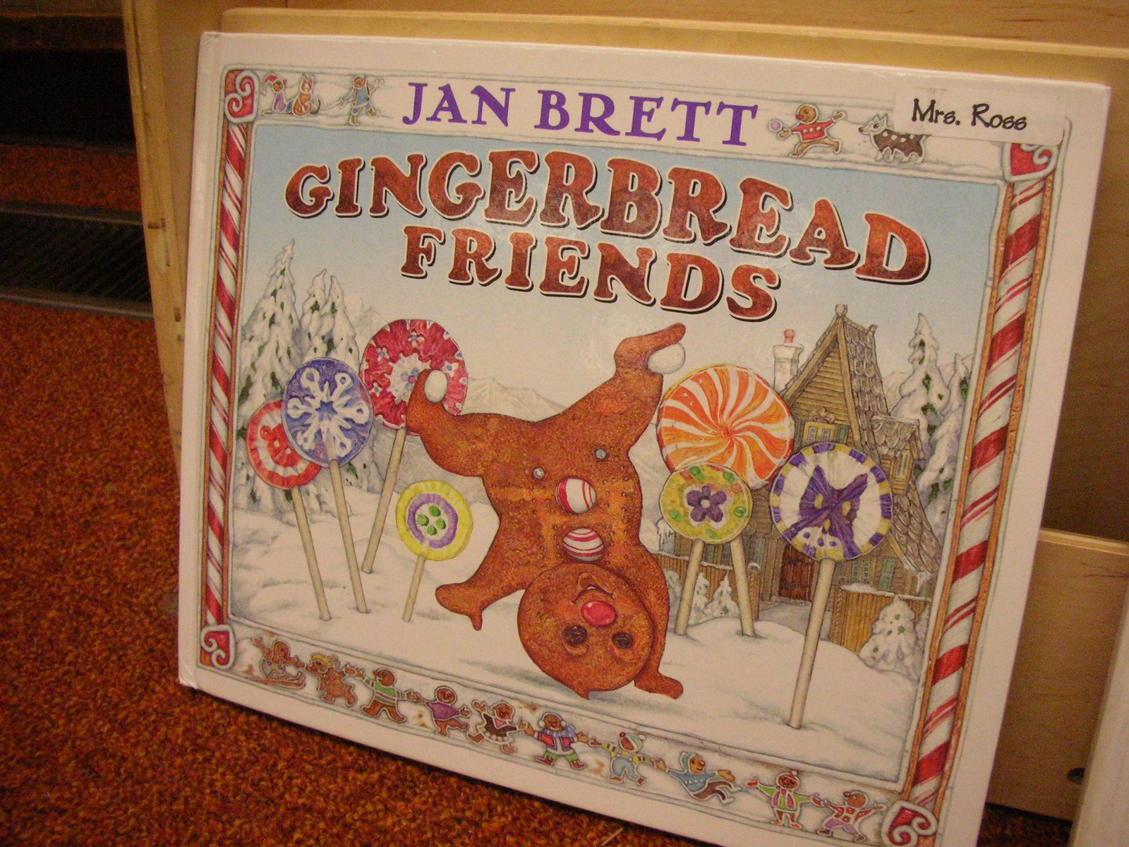 Kindergarten Kids: Gingerbread Friends