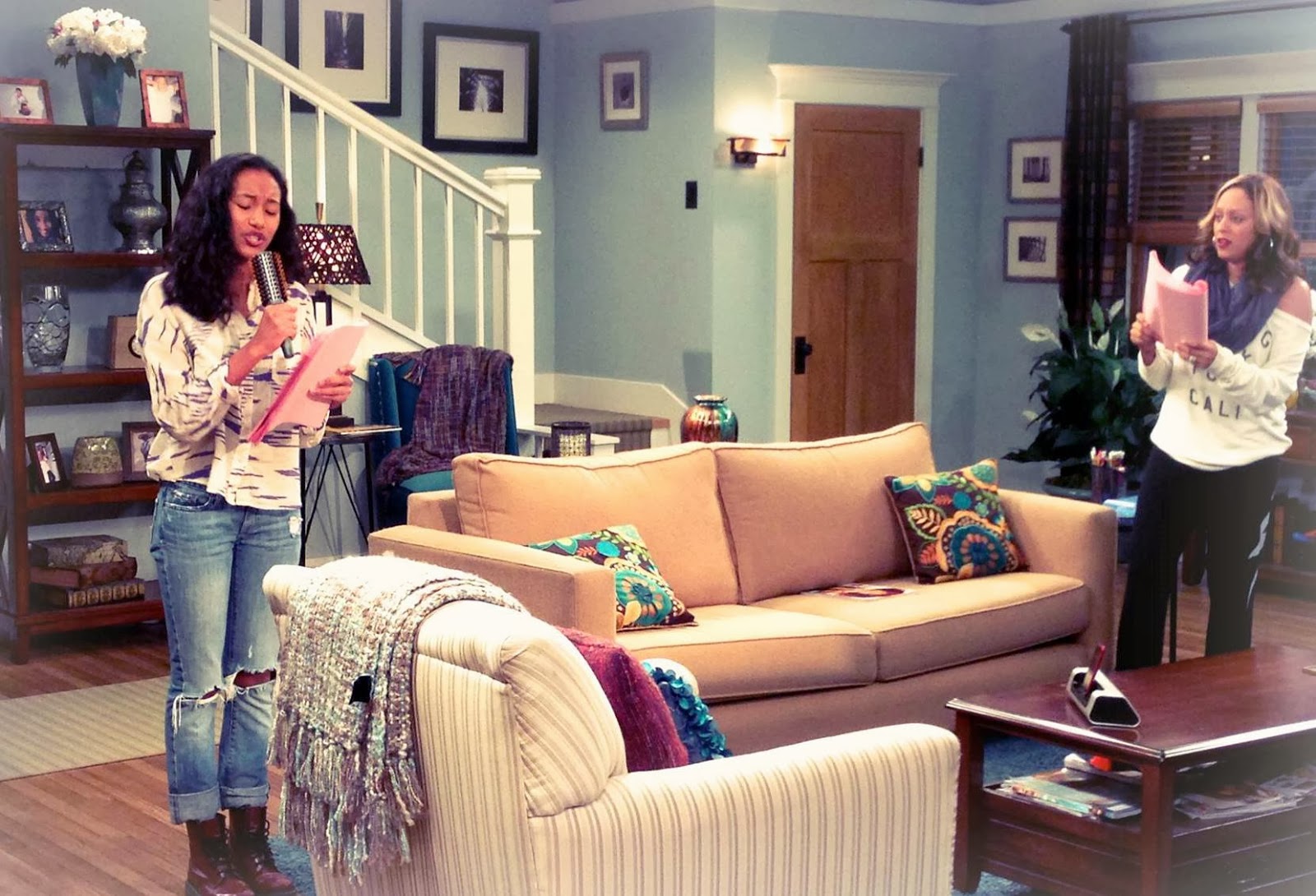 The Talking Box: Instant Mom: Stephanie Singing