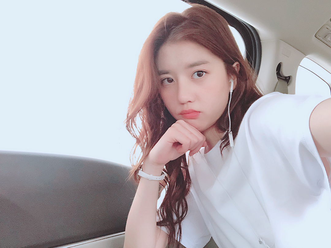 Lý Khải Hinh - Eleanor Lee - Ngọt ngào như kẹo Alpenliebe | Dân 47 ...