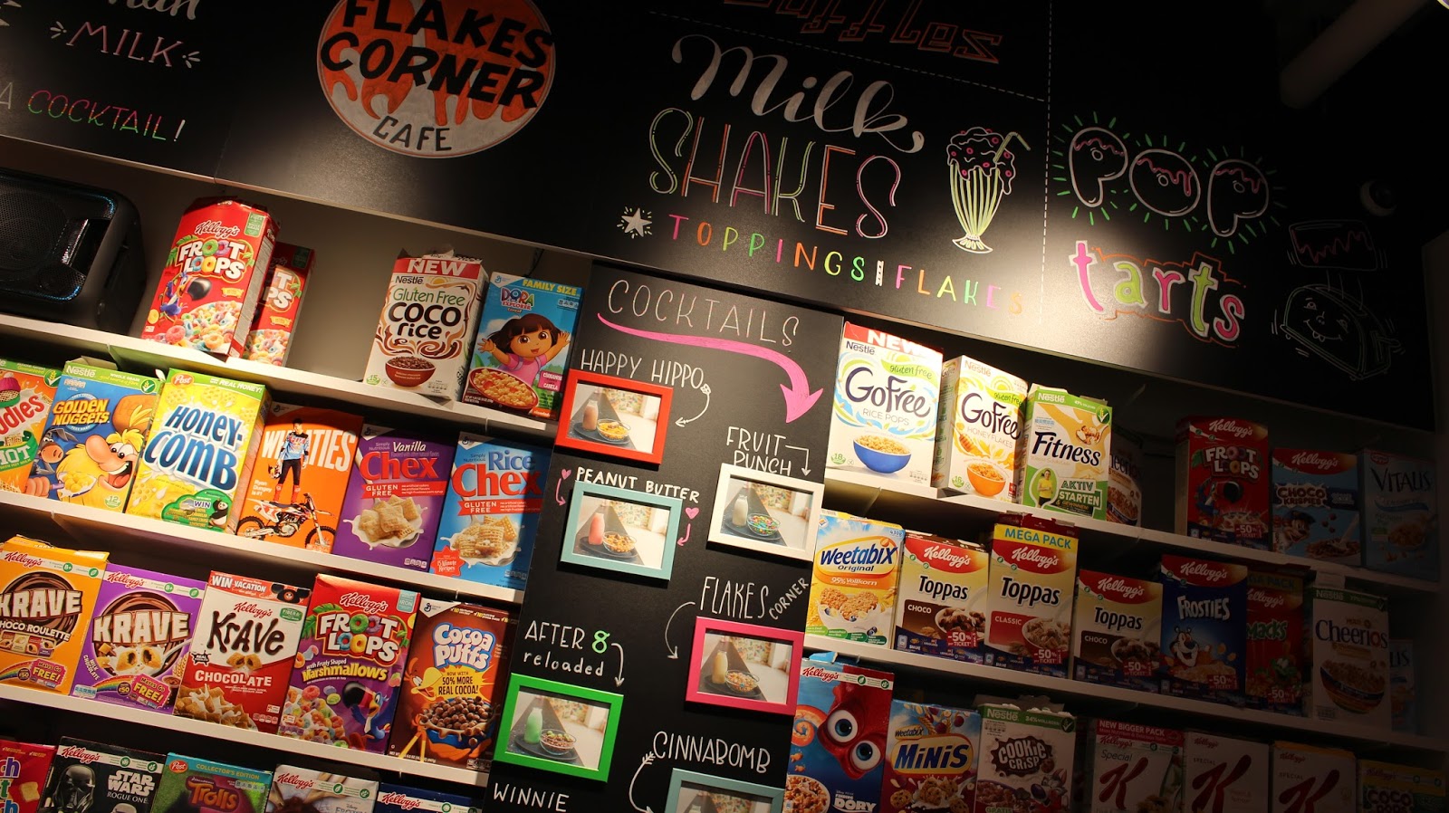 Flakes Corner Berlin - Das Cornflakes Foodporn Café - aufgerouget