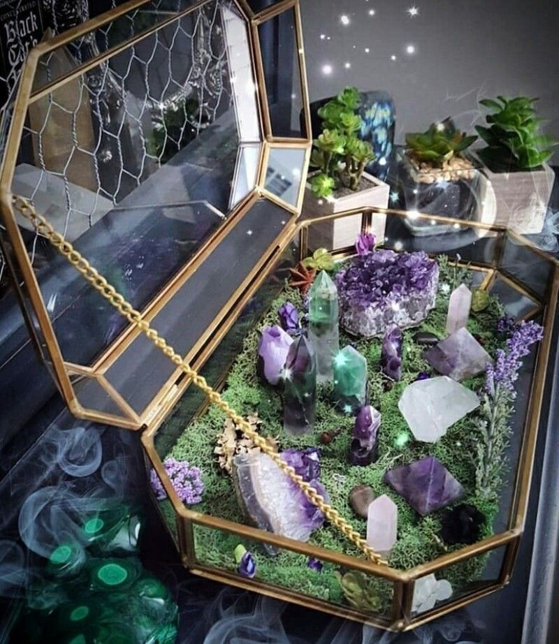 ️50 Fantastic Crystal Mineral Decor Ideas | ARA HOME