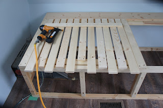 Alice gets a makeover: Ep. 12 - DIY RV Daybed