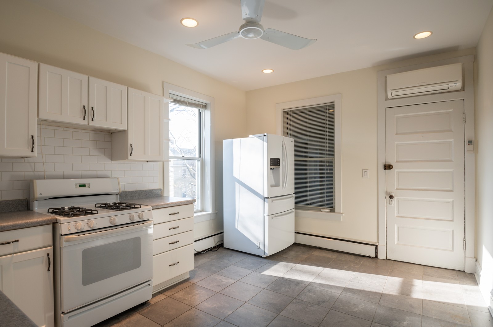 The Chicago Real Estate Local: Pre-MLS for sale! Lincoln Square four (4 ...