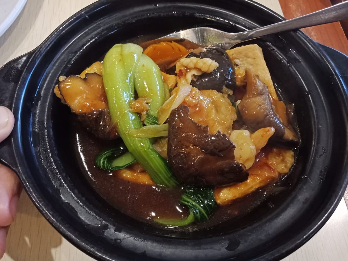 Makan Siang di Imperial Kitchen & Dimsum di Resinda Park Mall Karawang ...