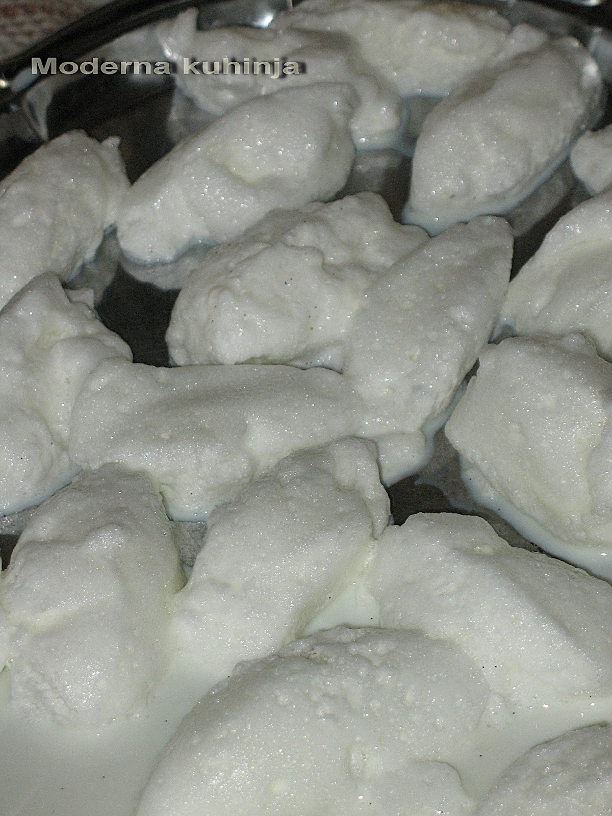 Šne nokle,Schneenockerln,pahuljice... - Moderna kuhinja - na moj način