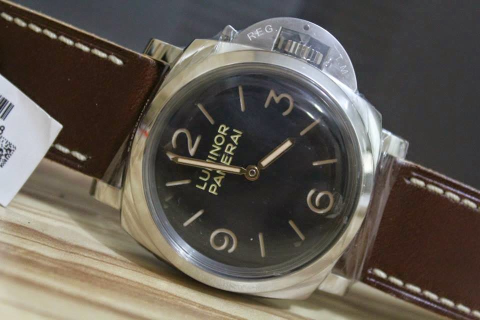 . H o b i J a m . : (SOLD) BNIB Panerai PAM 372 Luminor Historic 1950 ...