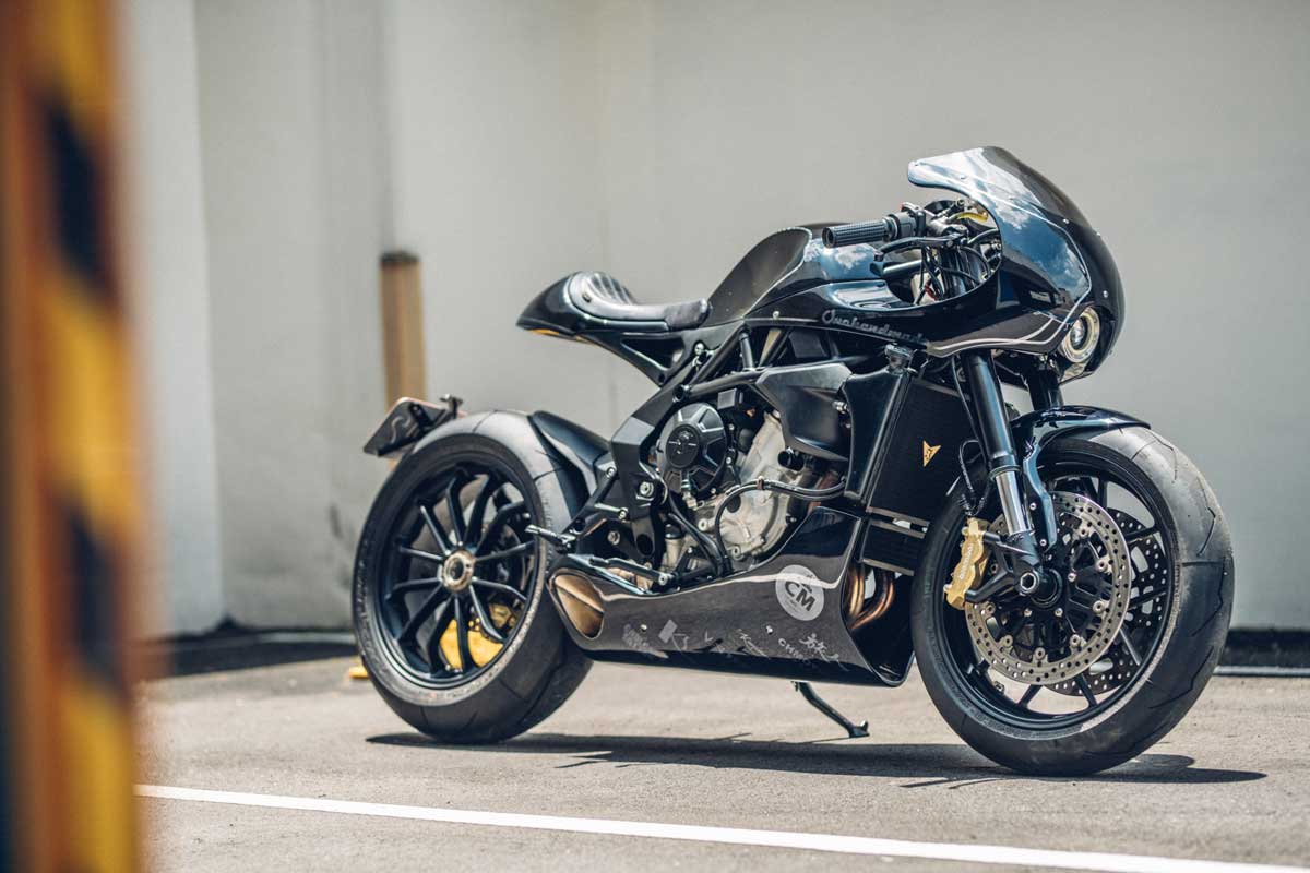 Brutale 675 One Hand Motorcycle - RocketGarage - Cafe Racer Magazine